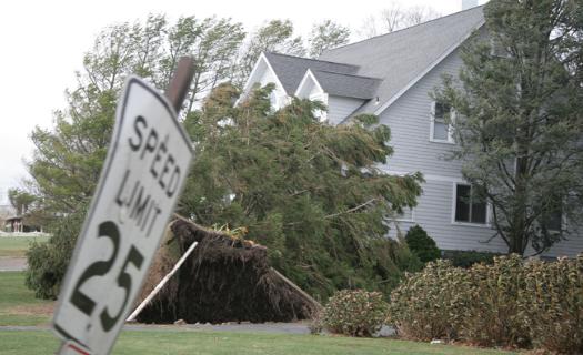 Superstorm Sandy Hits Connecticut and East Coast - Colin Andrews