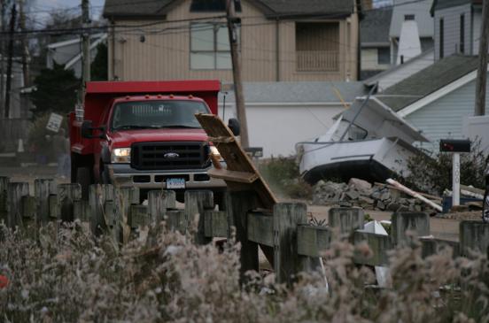 Superstorm Sandy Hits Connecticut and East Coast - Colin Andrews